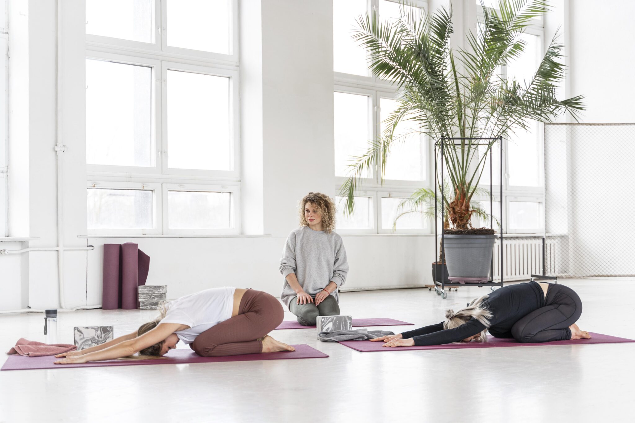 10 Beautiful Yoga Studio Ideas for a Peaceful Space - Yoga Daily